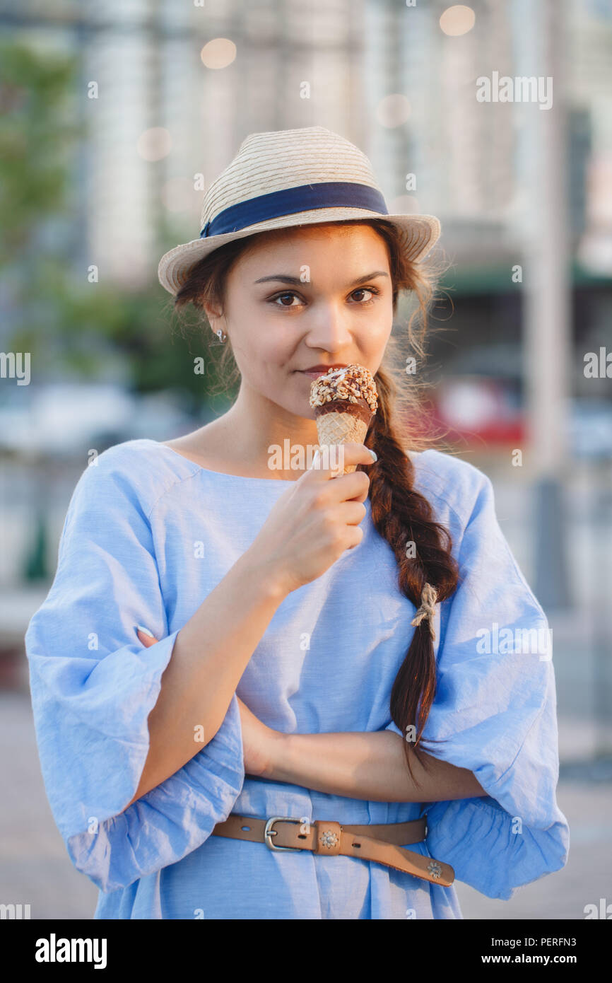 Su tanned hi-res stock photography and images - Alamy