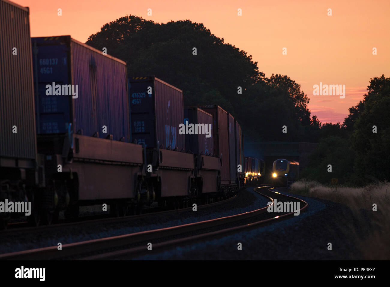 Train country sunset hi-res stock photography and images - Alamy