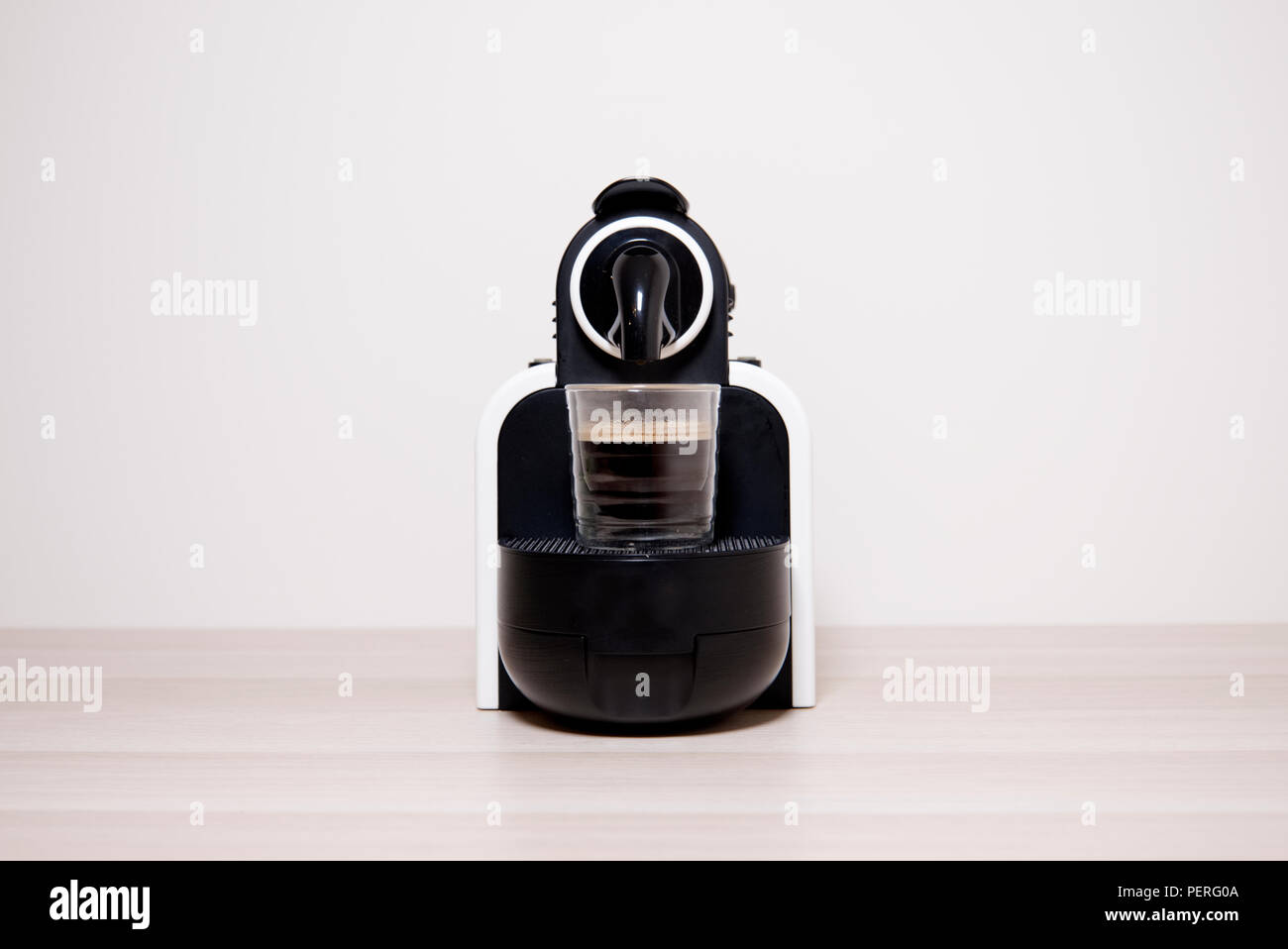 Espresso capsule machine hi-res stock photography and images - Alamy