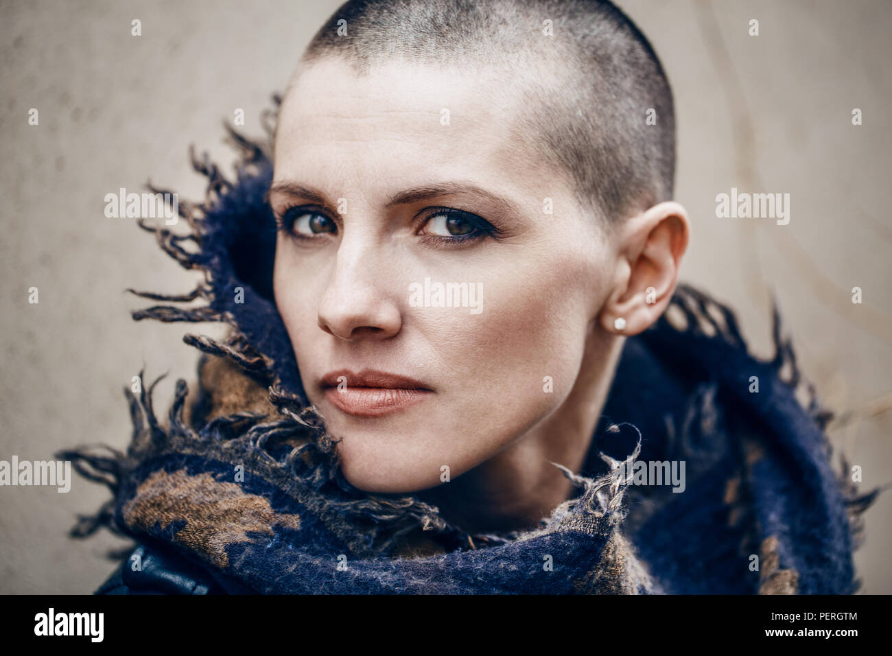 Beautiful bald girl hi-res stock photography and images - Alamy