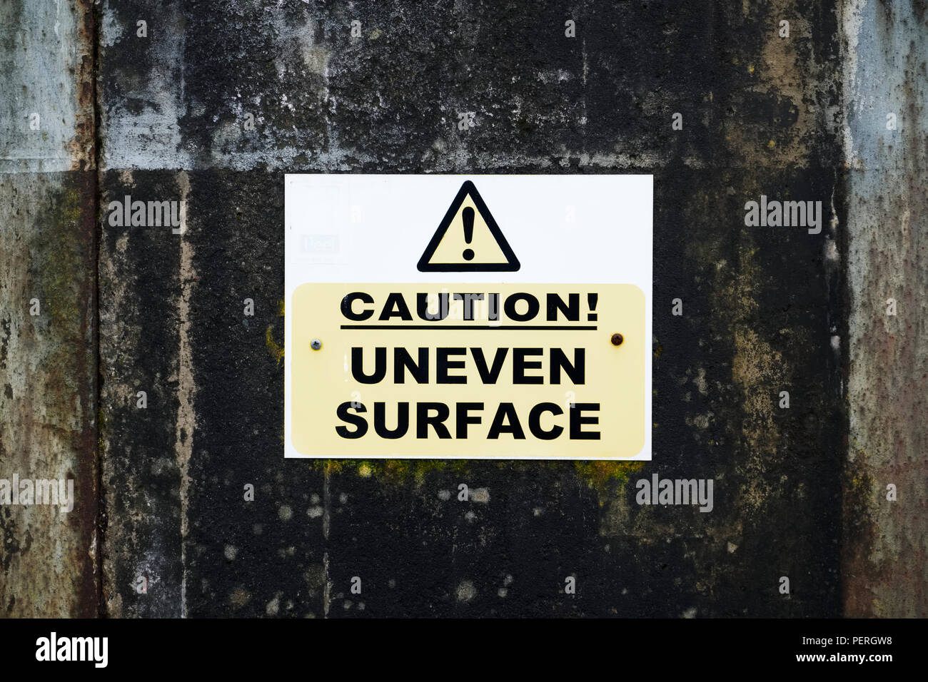 Road sign warning uneven surface hi-res stock photography and images ...