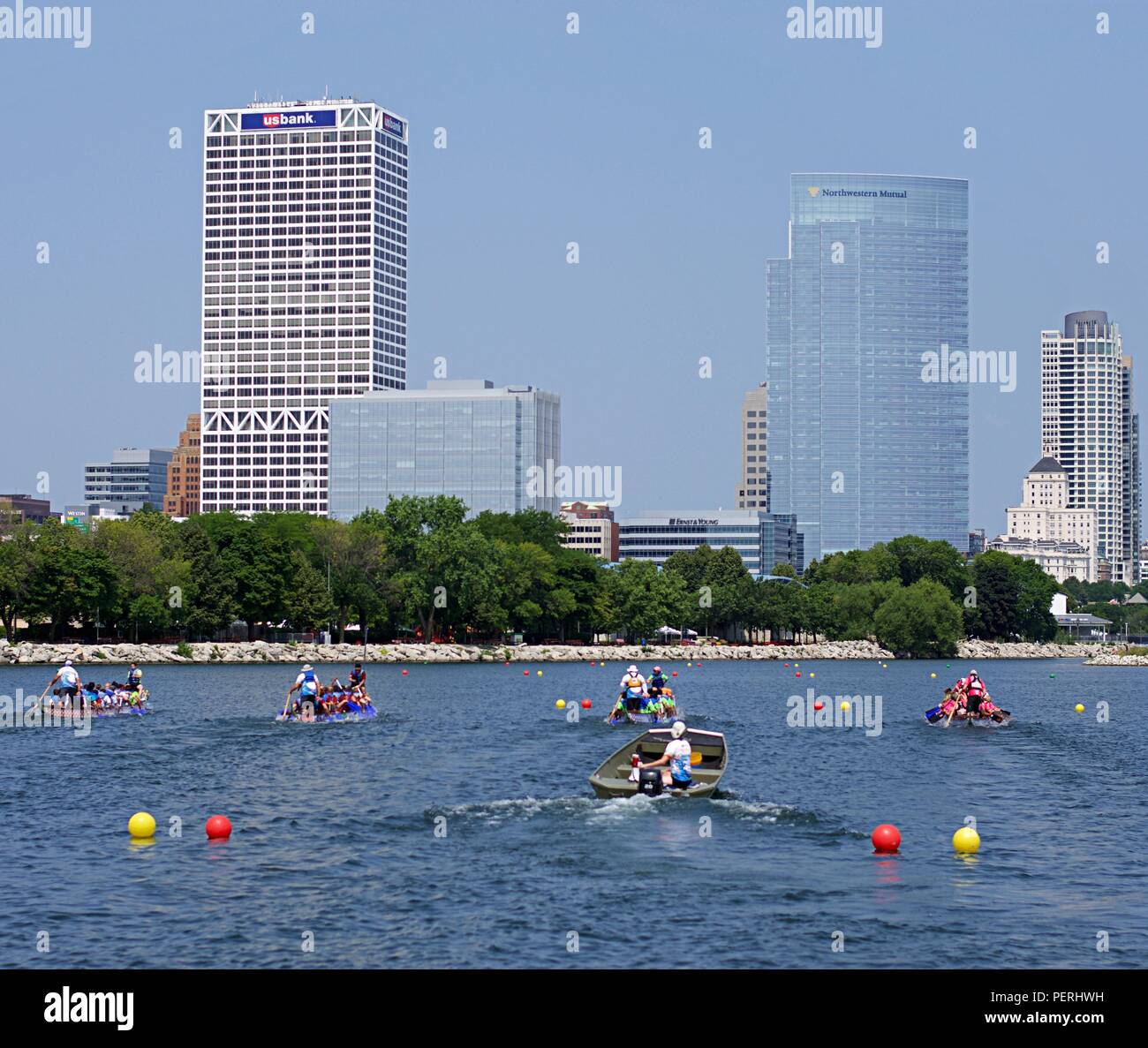 Milwaukee wisconsin architecture hi-res stock photography and images ...