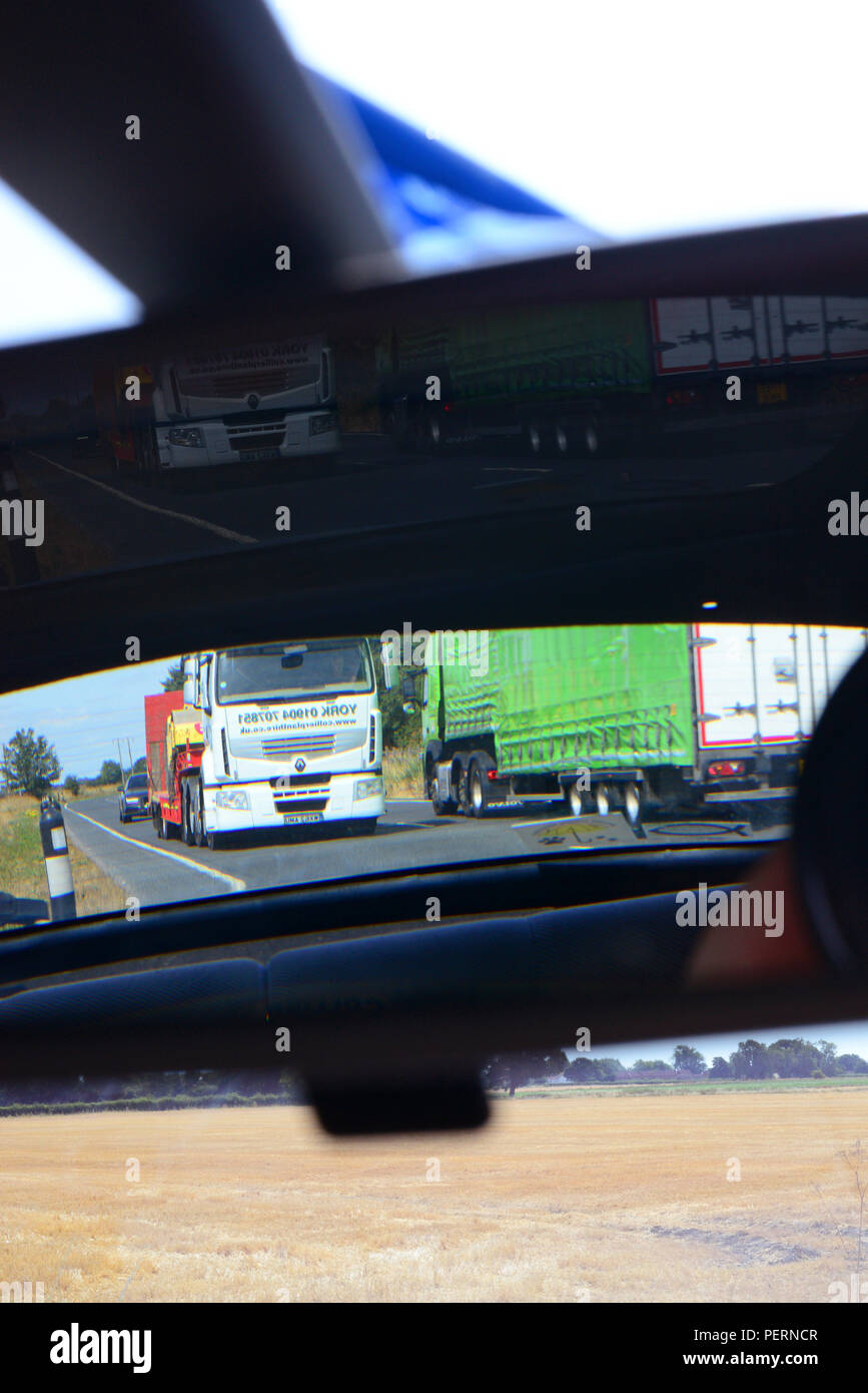 Truck safety check hi-res stock photography and images - Alamy