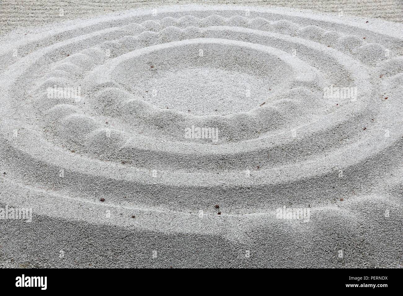 Pebble garden hi-res stock photography and images - Alamy