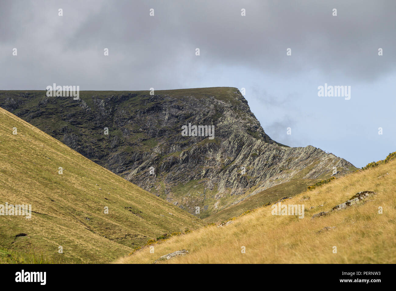Sharp ridge hi-res stock photography and images - Alamy