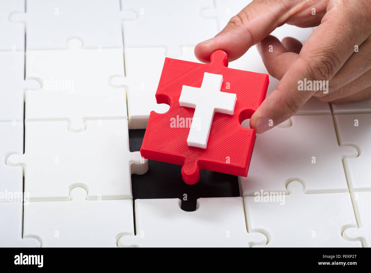 Holding holy cross hi-res stock photography and images - Alamy