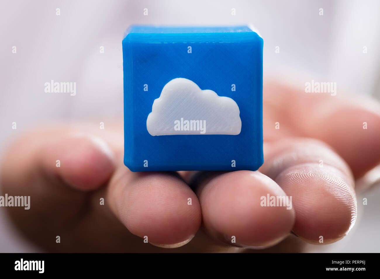 Weather cloud icon hi-res stock photography and images - Alamy