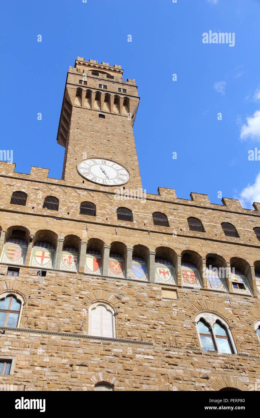 Italian romanesque architecture hi-res stock photography and images - Alamy