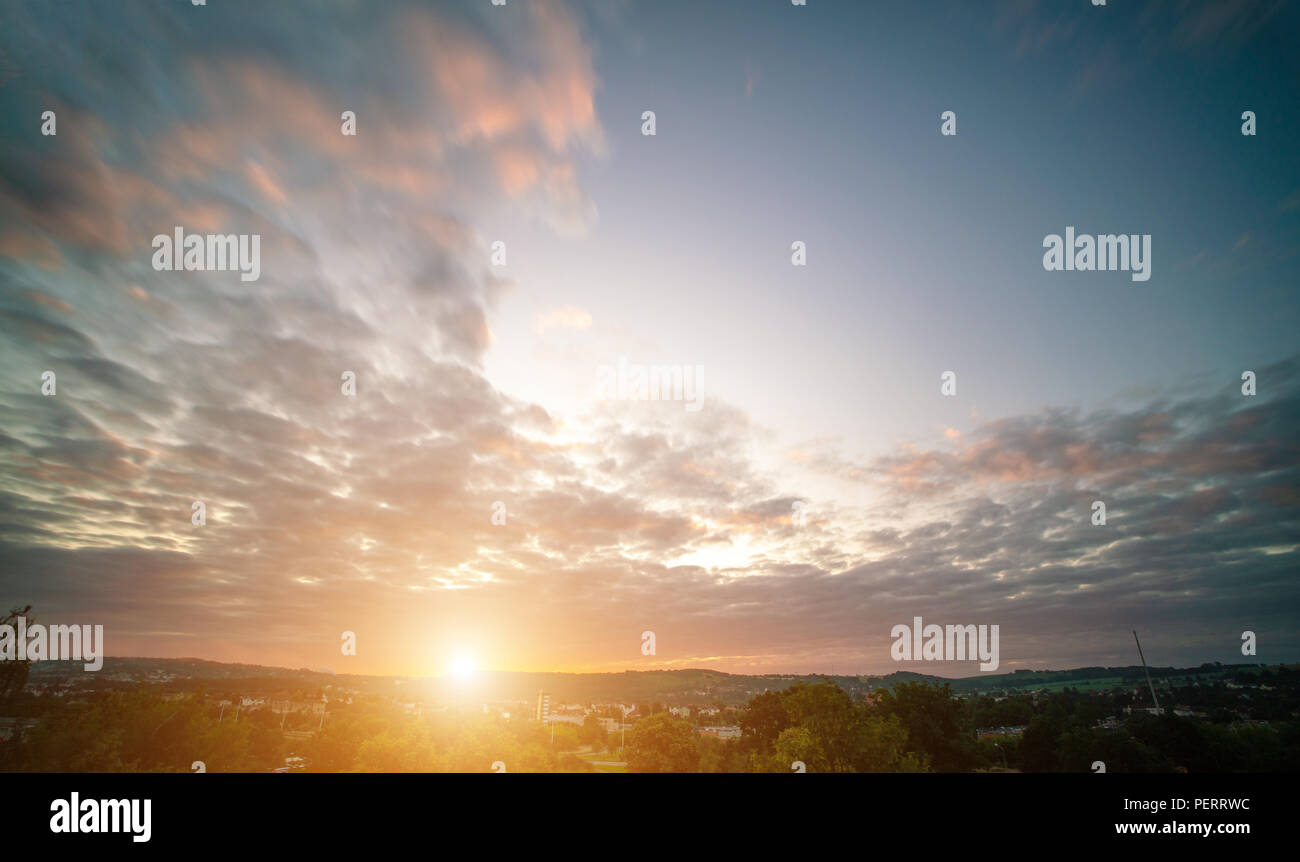 Panoramic sunset views hi-res stock photography and images - Alamy