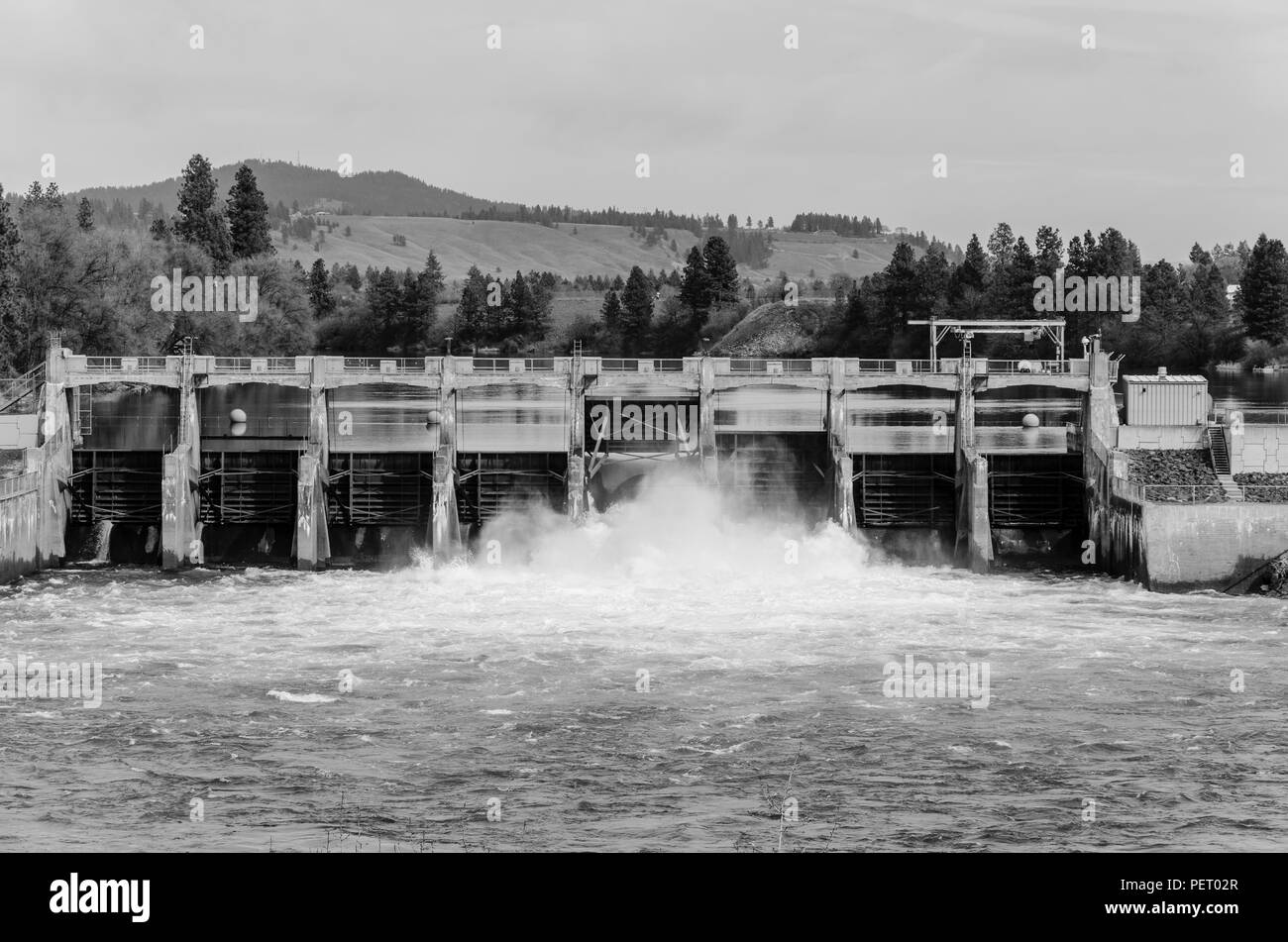 Dam gates Black and White Stock Photos & Images - Alamy