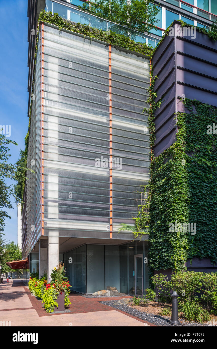 Optima Horizons in Evanston designed by David Hovey Stock Photo - Alamy