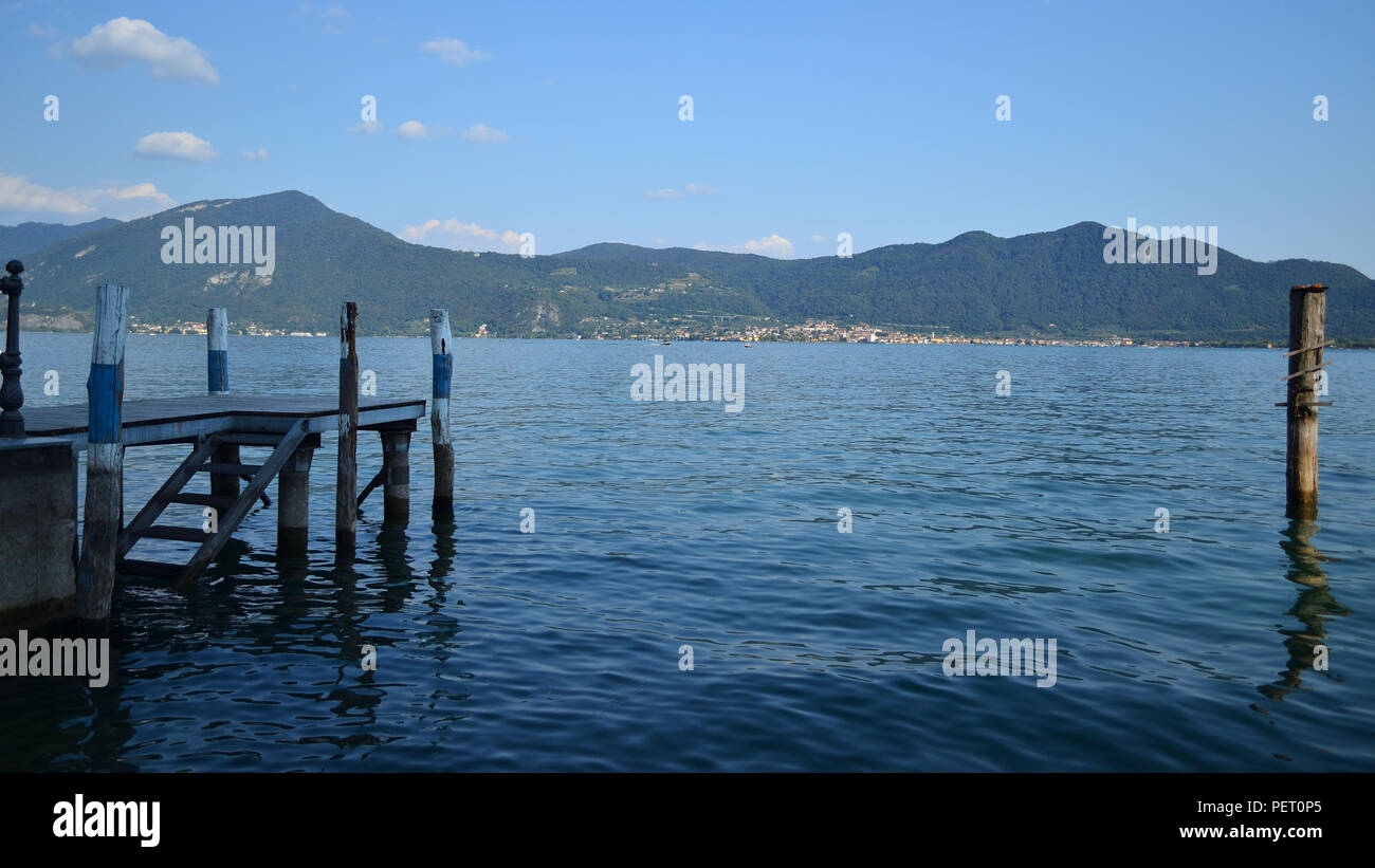 Cities and summer landscapes hi-res stock photography and images - Alamy