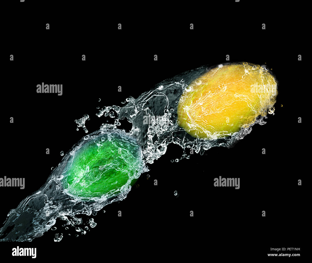 citrus fruits underwater Stock Photo - Alamy