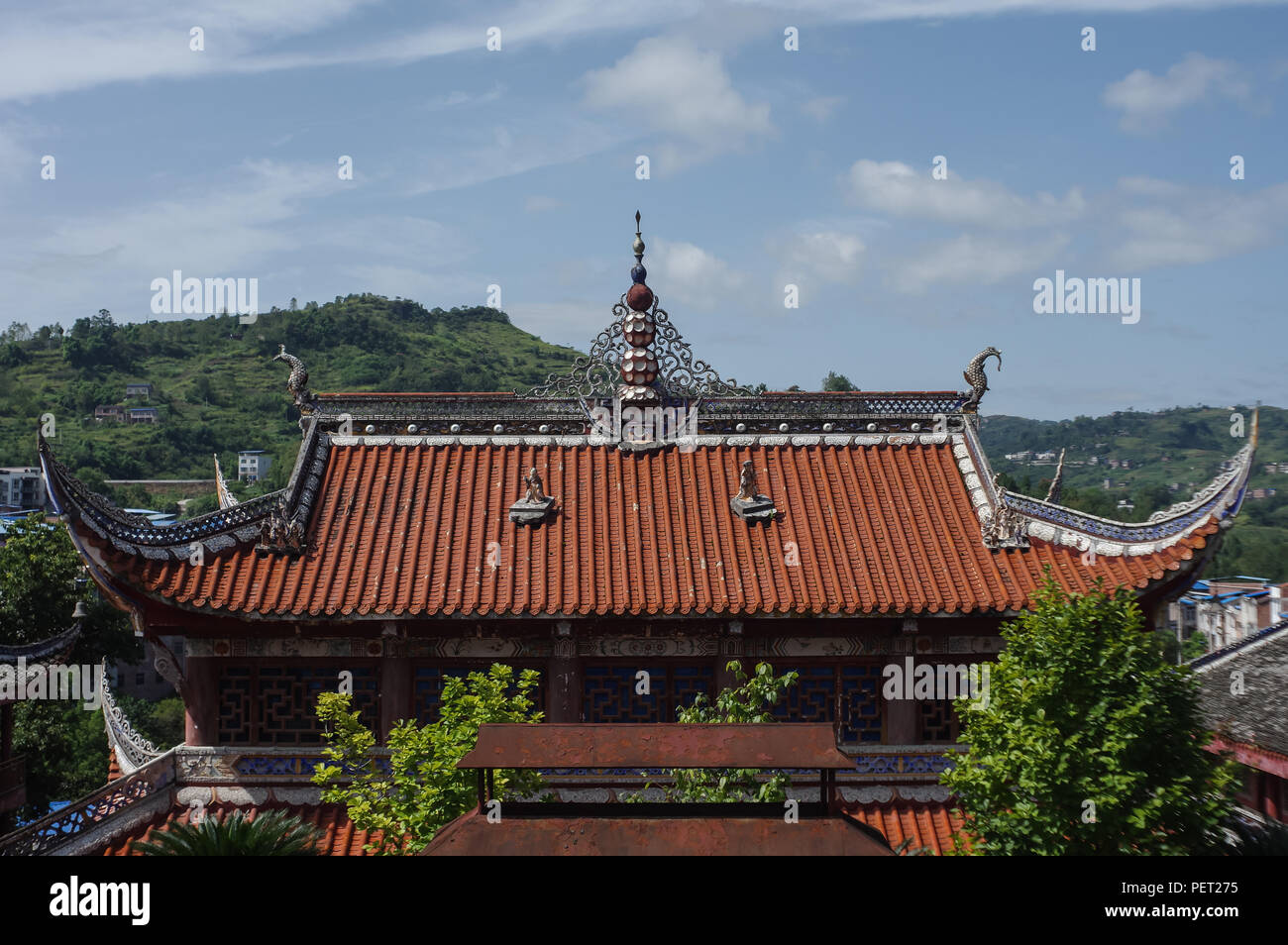 Chinese Traditional Architecture of a Temple Stock Photo - Alamy