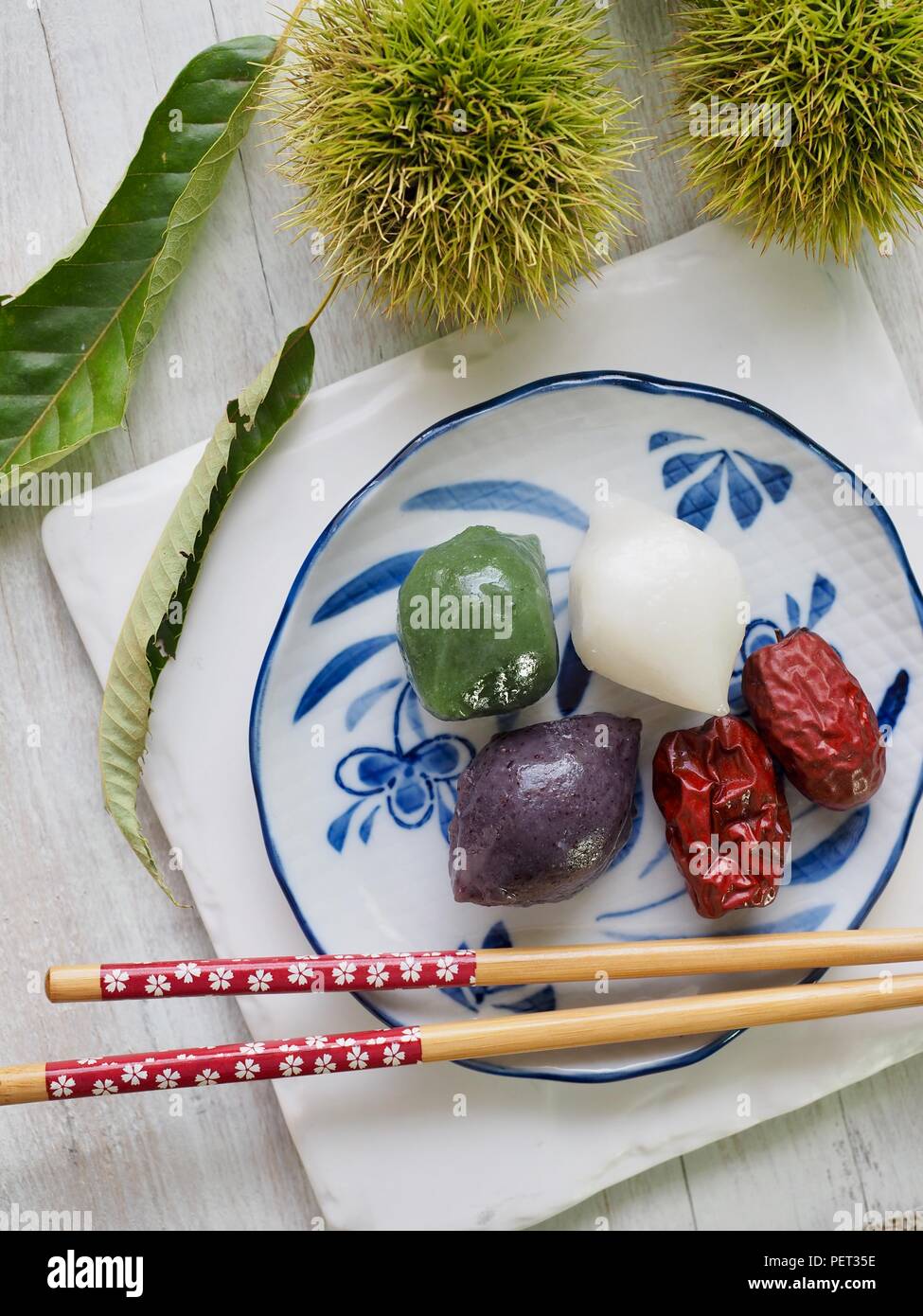 Korean food Songpyeon, half-moon-shaped rice cake Stock Photo - Alamy
