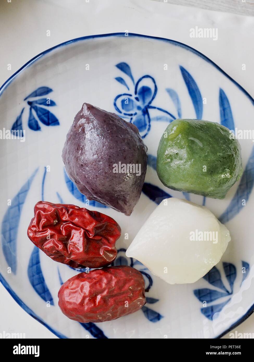 Korean food Songpyeon, half-moon-shaped rice cake Stock Photo - Alamy