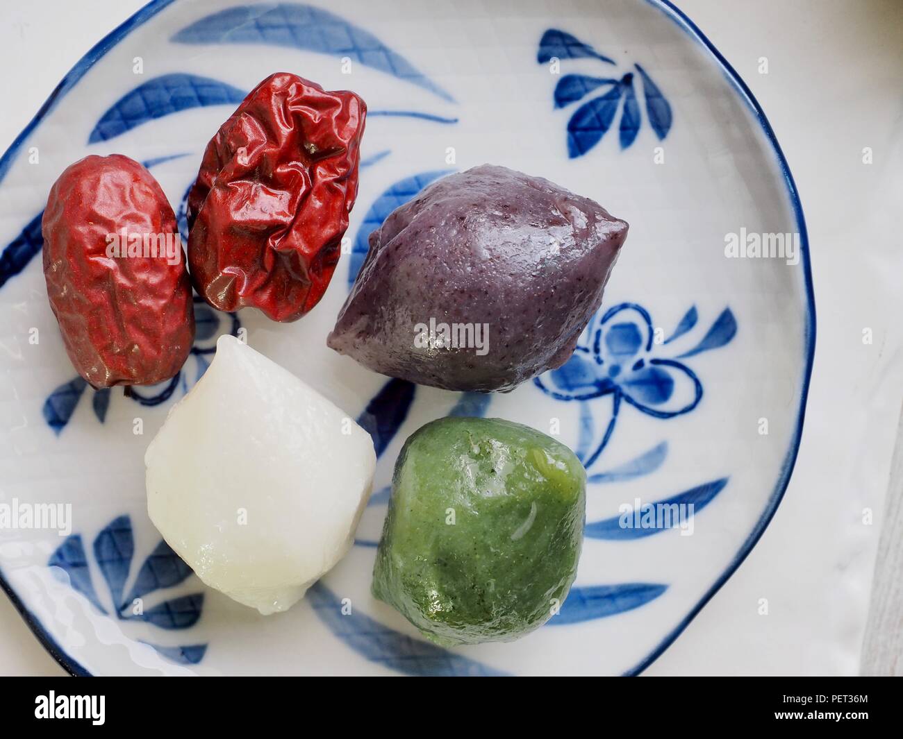 Korean food Songpyeon, half-moon-shaped rice cake Stock Photo - Alamy