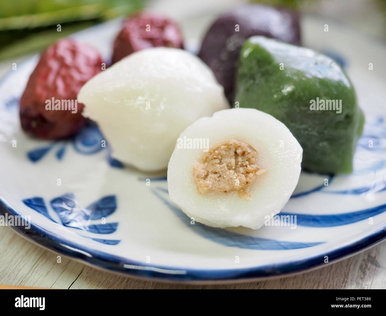 Korean food Songpyeon, half-moon-shaped rice cake Stock Photo - Alamy