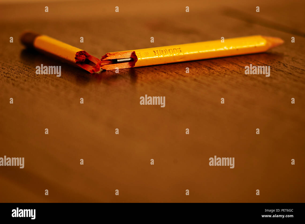 Breakable hi-res stock photography and images - Alamy