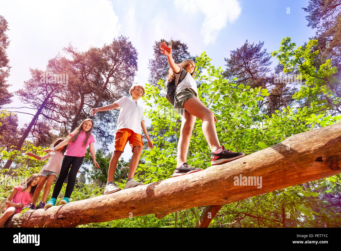 School orientation hi-res stock photography and images - Alamy