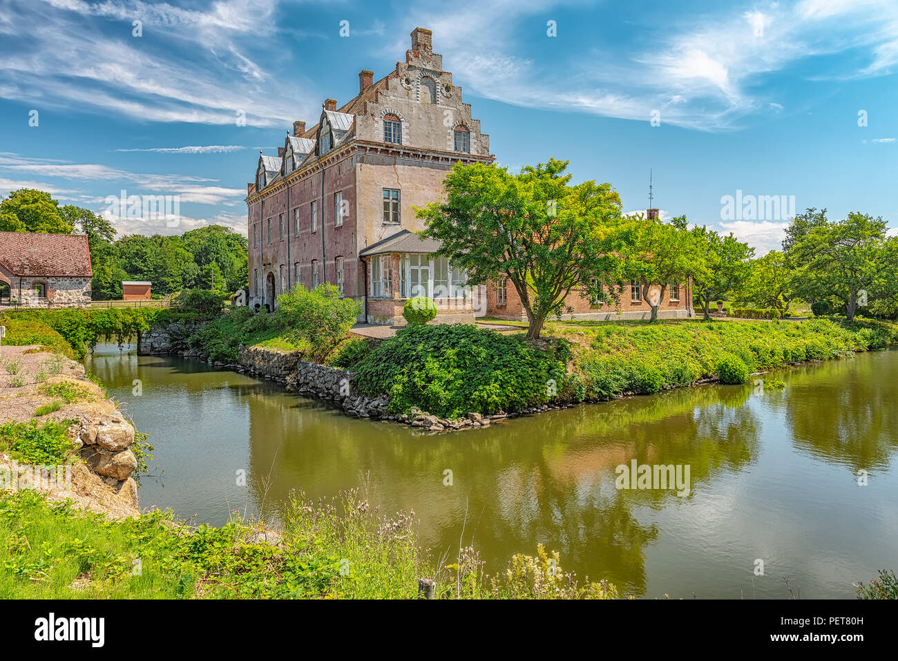 Kulla Gunnarstorp Castle is a castle in Helsingborg Municipality ...