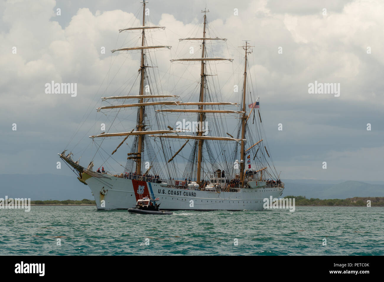 Cadets coast guard academy hi-res stock photography and images - Alamy