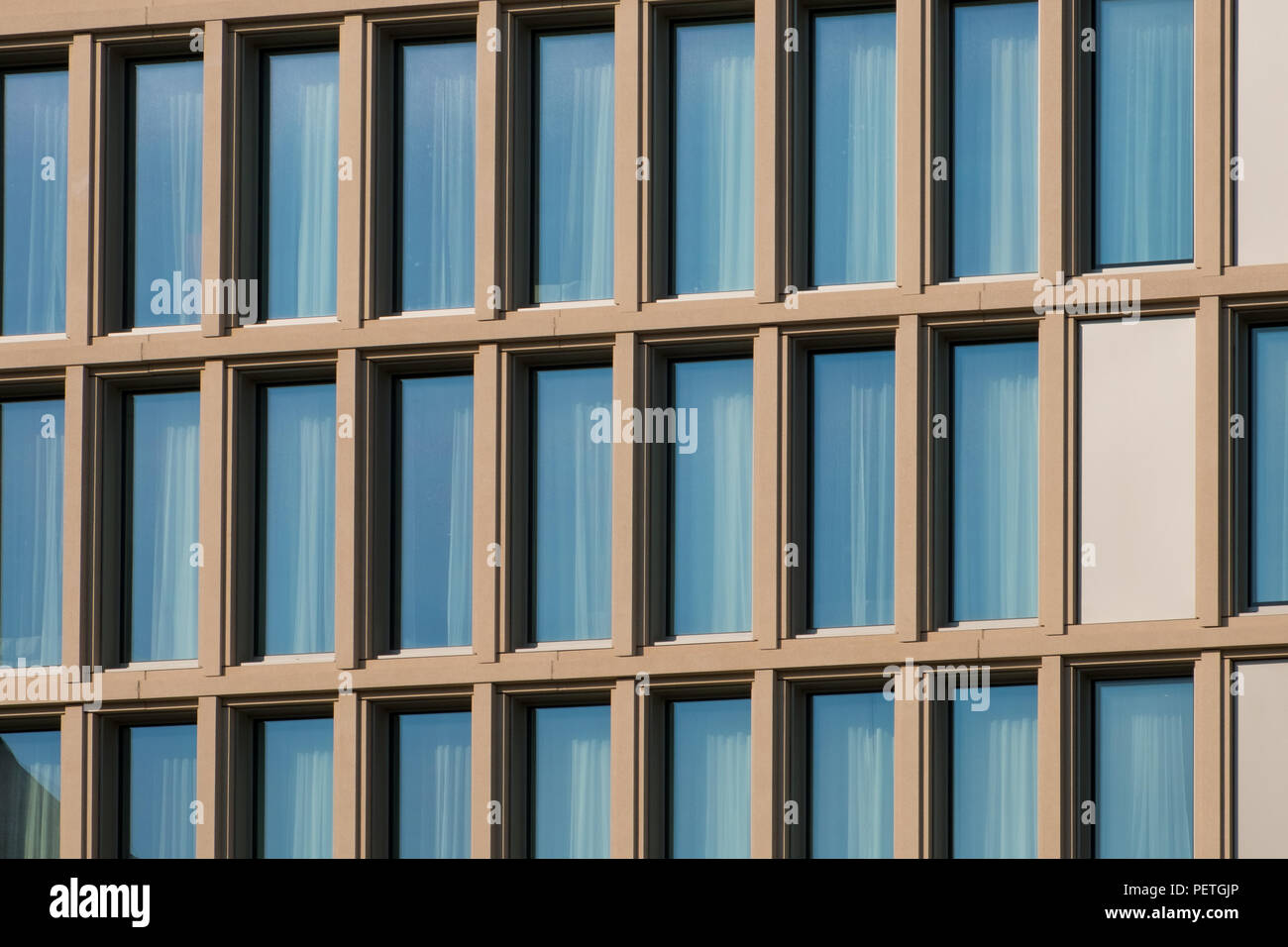 Modern luxury architecture exterior hi-res stock photography and images ...