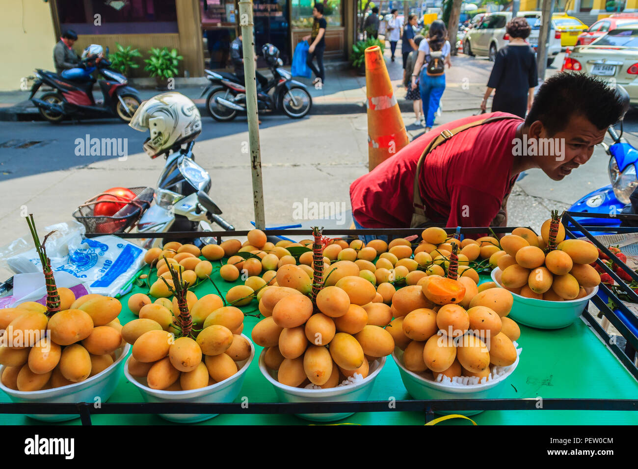 Bangkok, Thailand - March 2, 2017: Plango fruit vendor in Bangkok ...