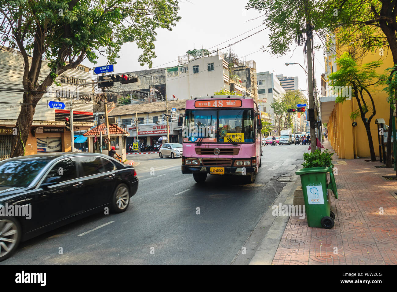 Bangkok mahachai road hi-res stock photography and images - Alamy