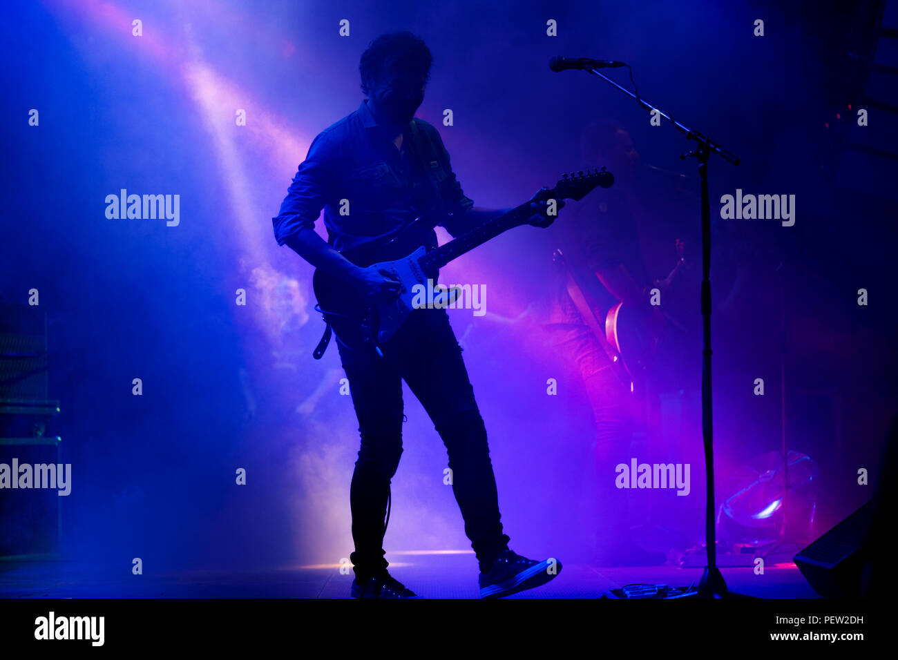 Rnr guitar hi-res stock photography and images - Alamy