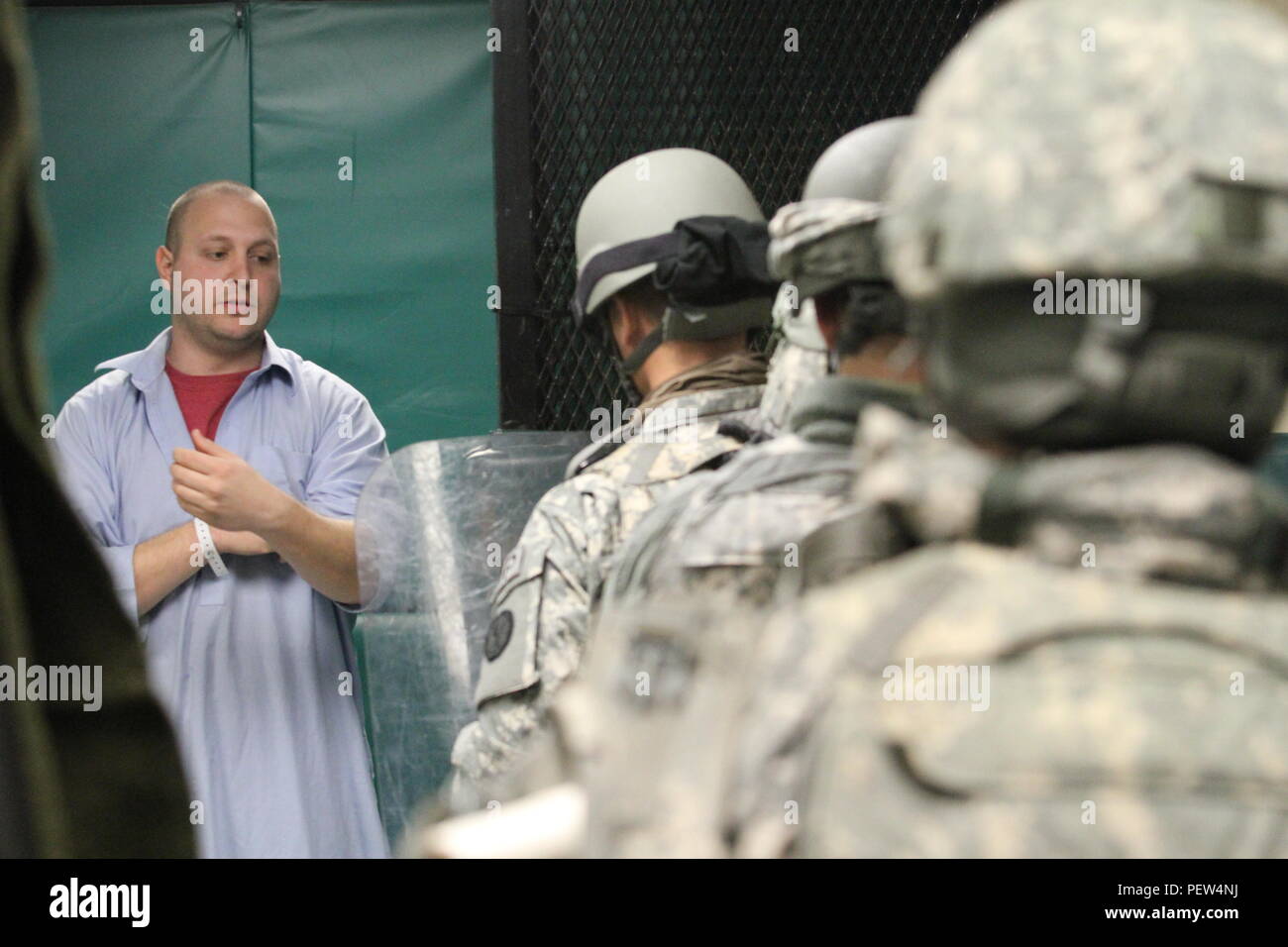 340th military police battalion hi-res stock photography and images - Alamy