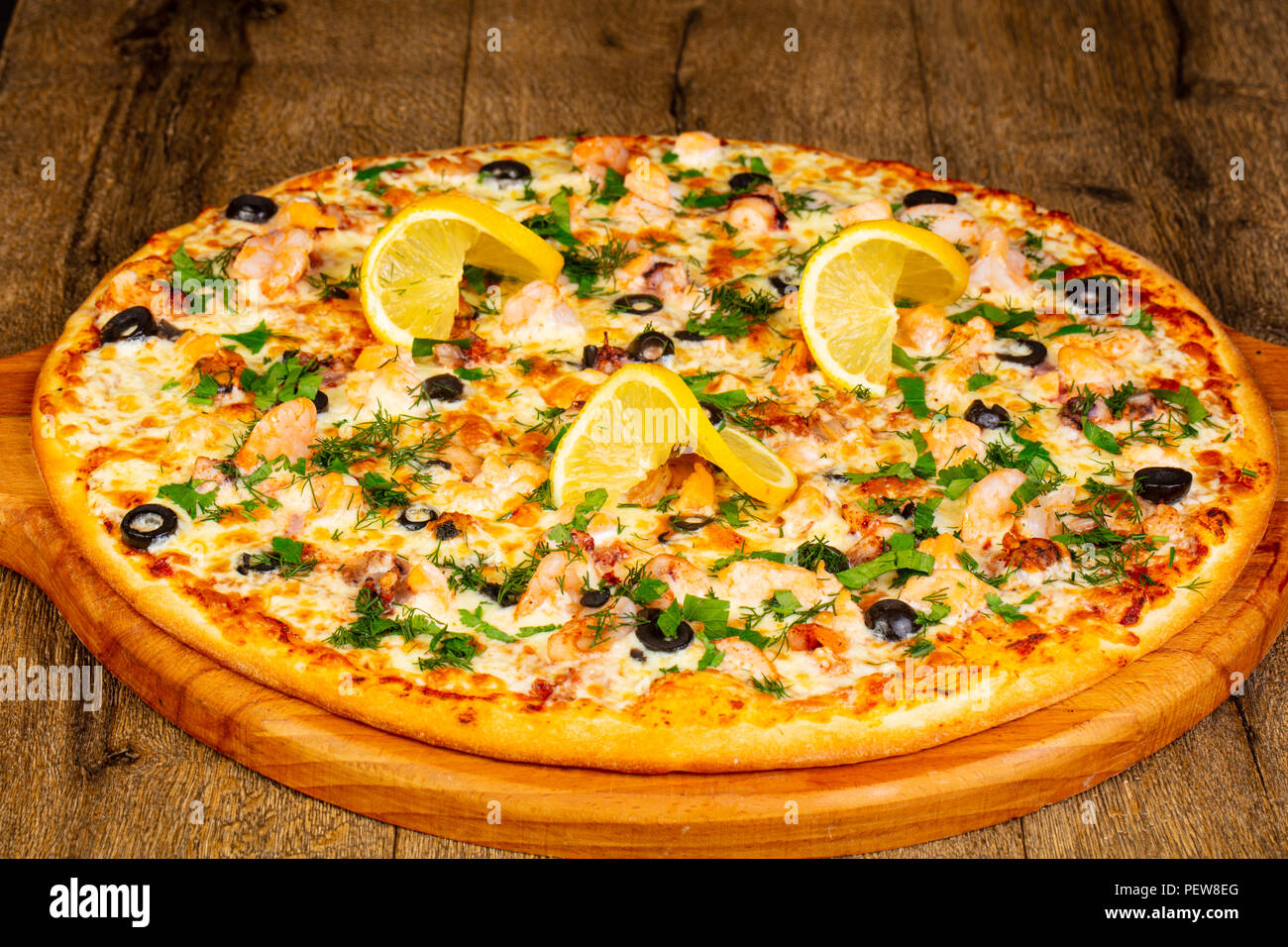 Pizza with prawn and cheese Stock Photo - Alamy