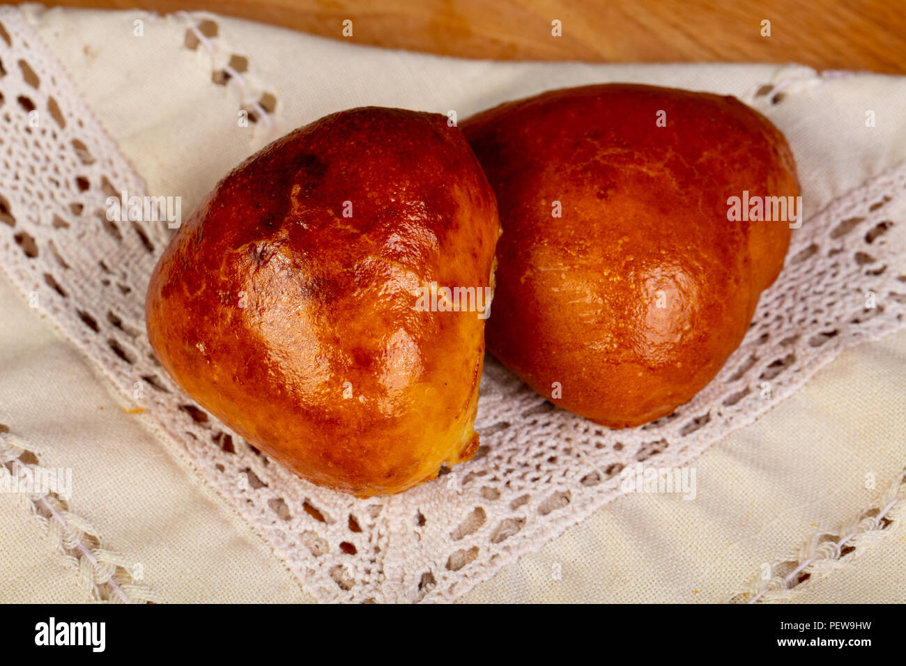 Traditional Russian pastry with meat Stock Photo - Alamy