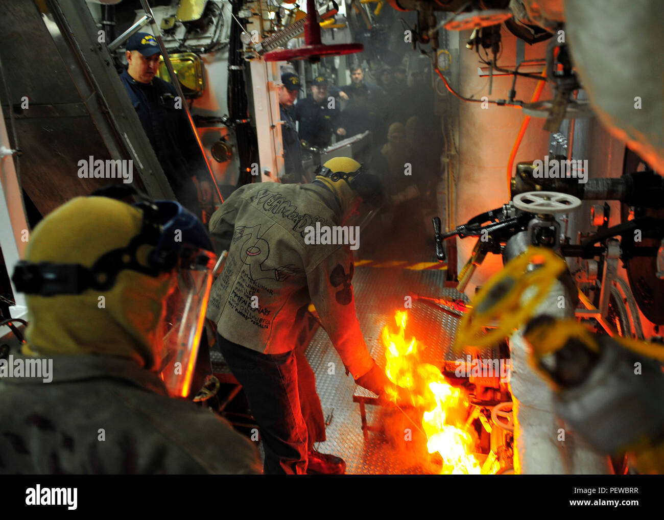 160204-N-YL053-312 YOKOSUKA, Japan (Feb. 4, 2016) - Capt. Kyle P ...