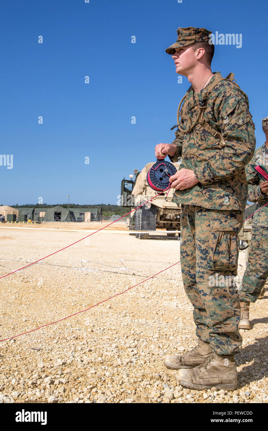 U.S. Marine Corps Ronald R. Mclouth, electrician with 7th ...