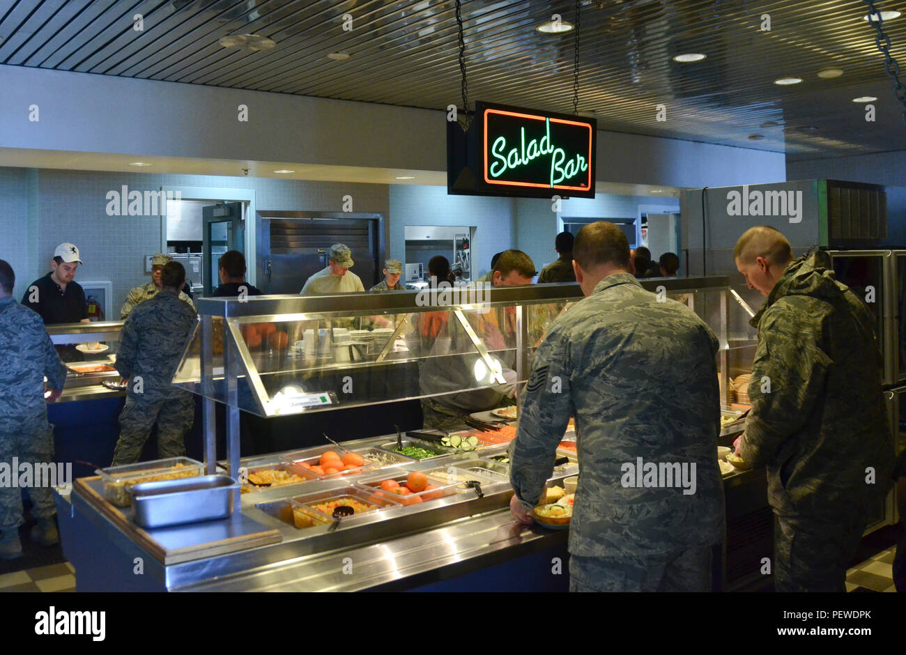 U.S. Air Force Airmen at the 128th Air Refueling Wing, Wisconsin Air ...