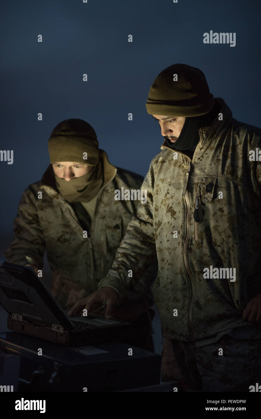 Master chief fire control technician hi-res stock photography and ...