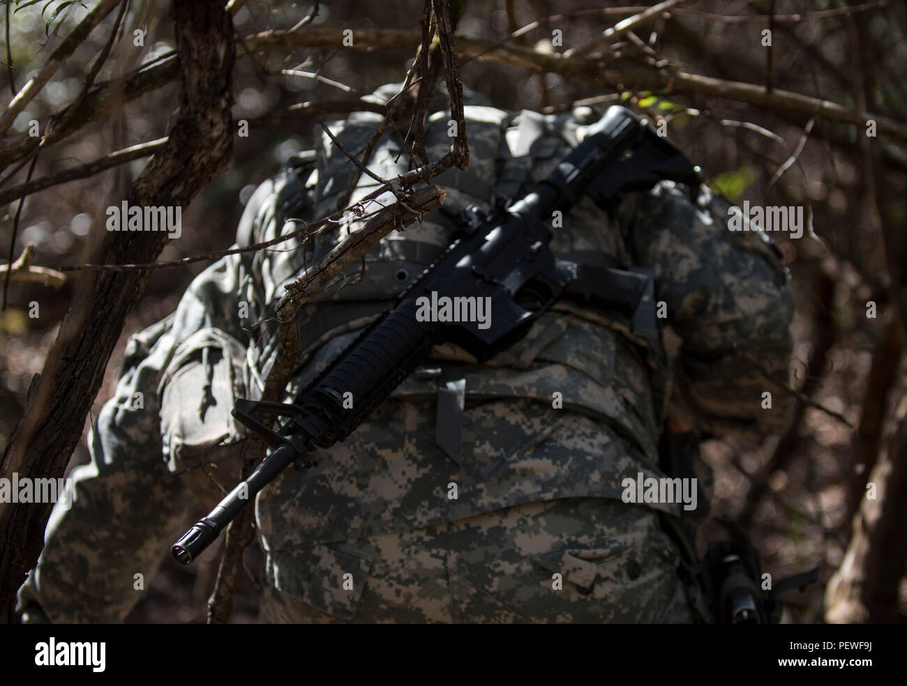Sgt. 1st Class Seth Eaton, U.S. Army Reserve military police Soldier ...