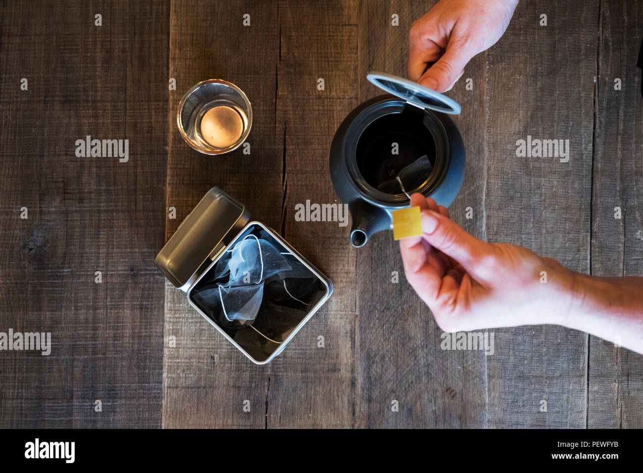 Colour tea bag hi-res stock photography and images - Alamy