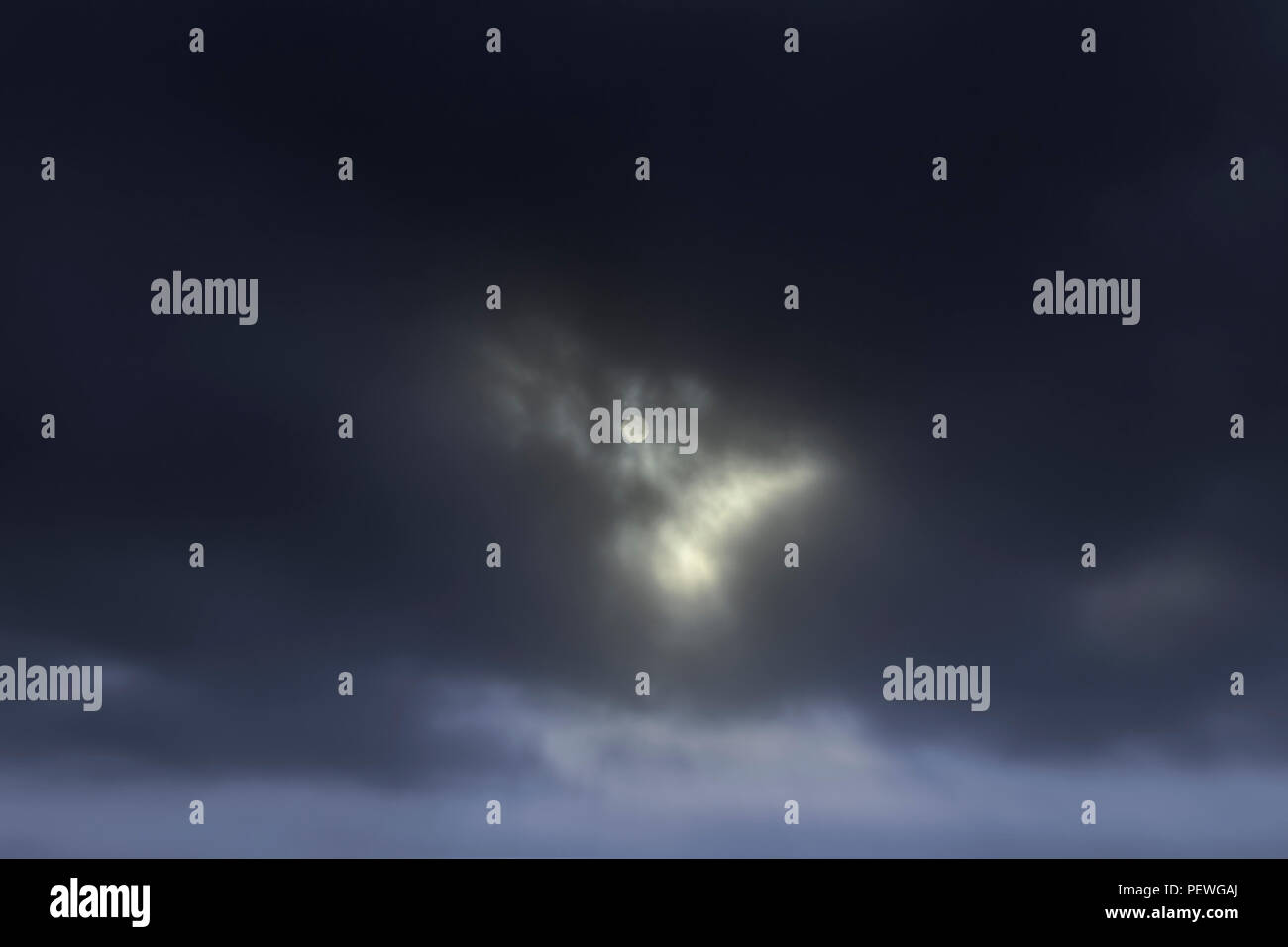 Overcast full moon night sky Stock Photo - Alamy
