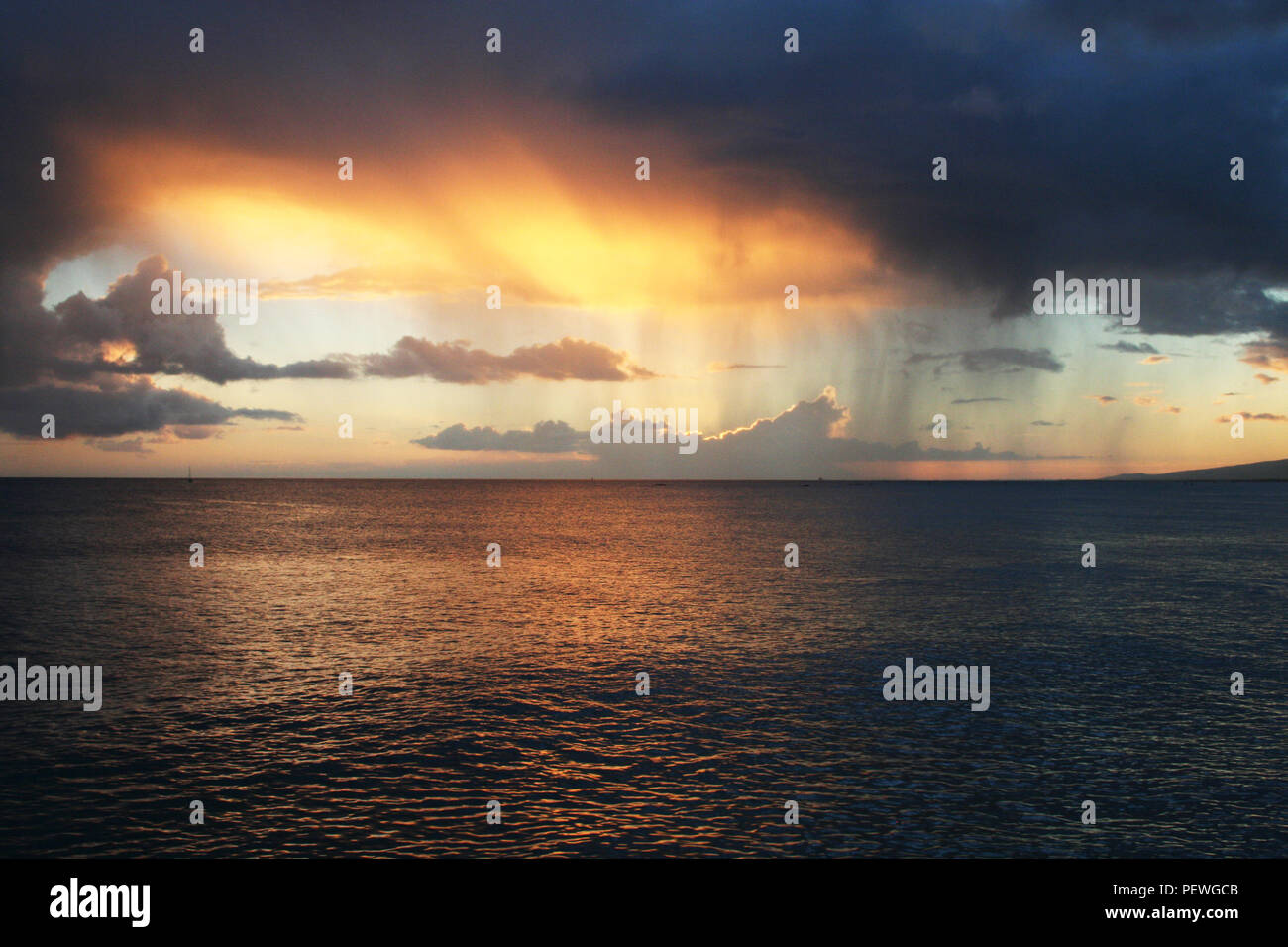 Oahu weather hi-res stock photography and images - Alamy