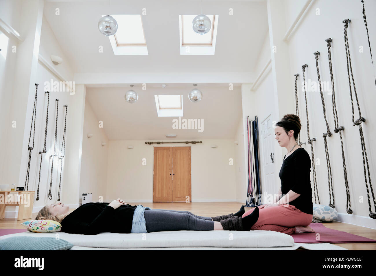 Woman fully clothed hi-res stock photography and images - Alamy