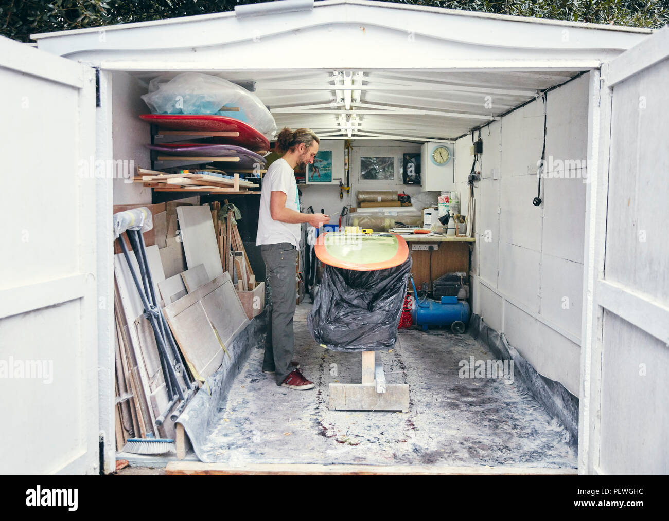 Surfboard making hi-res stock photography and images - Alamy