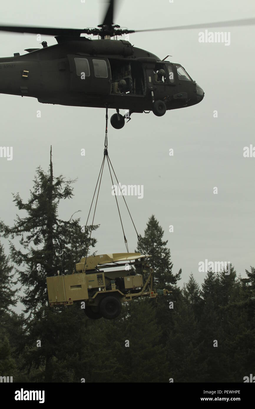 U.S. Army crew chiefs and pilots assigned to 16th Combat Aviation ...