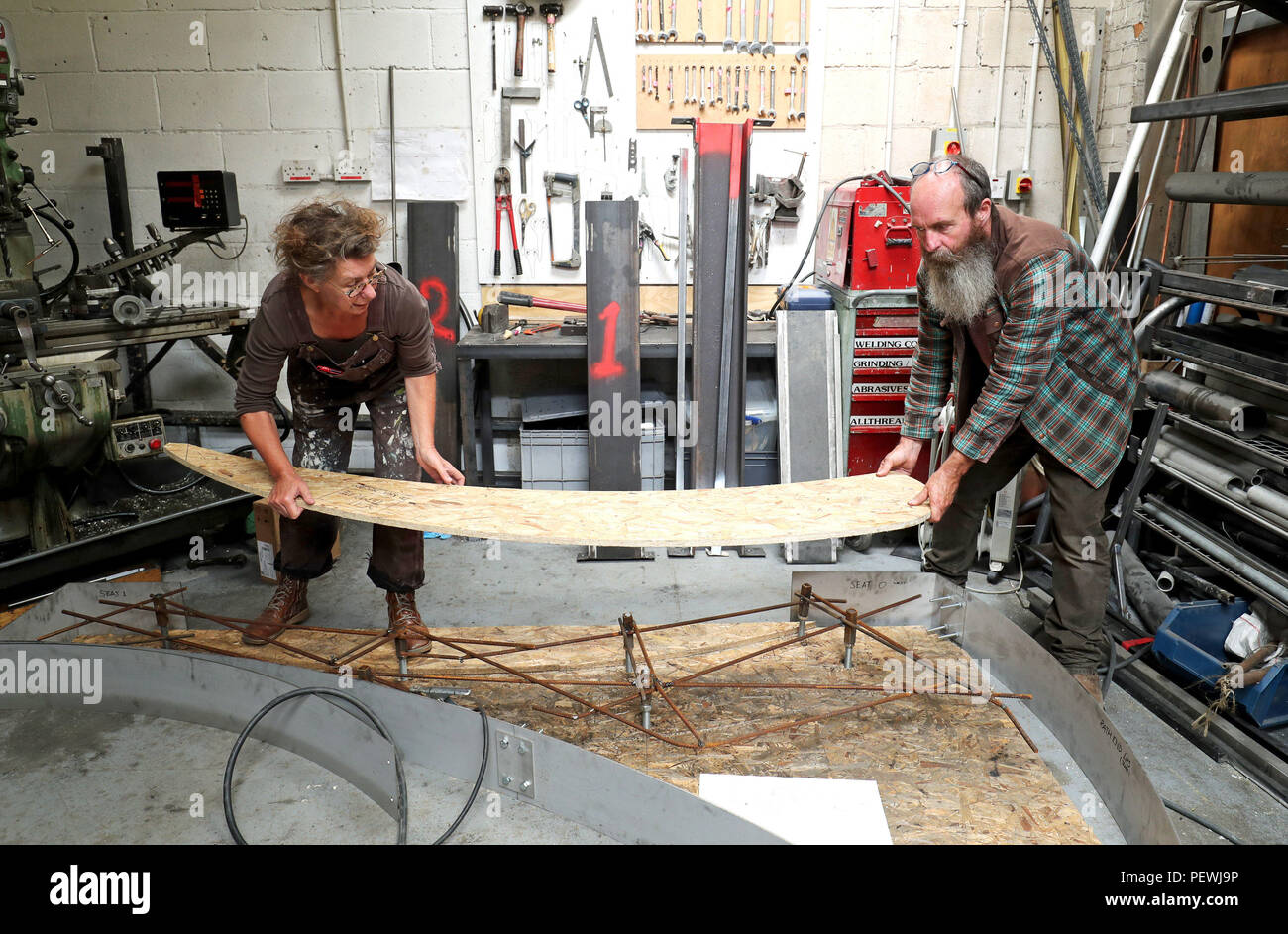 Artists dave parfitt hi-res stock photography and images - Alamy