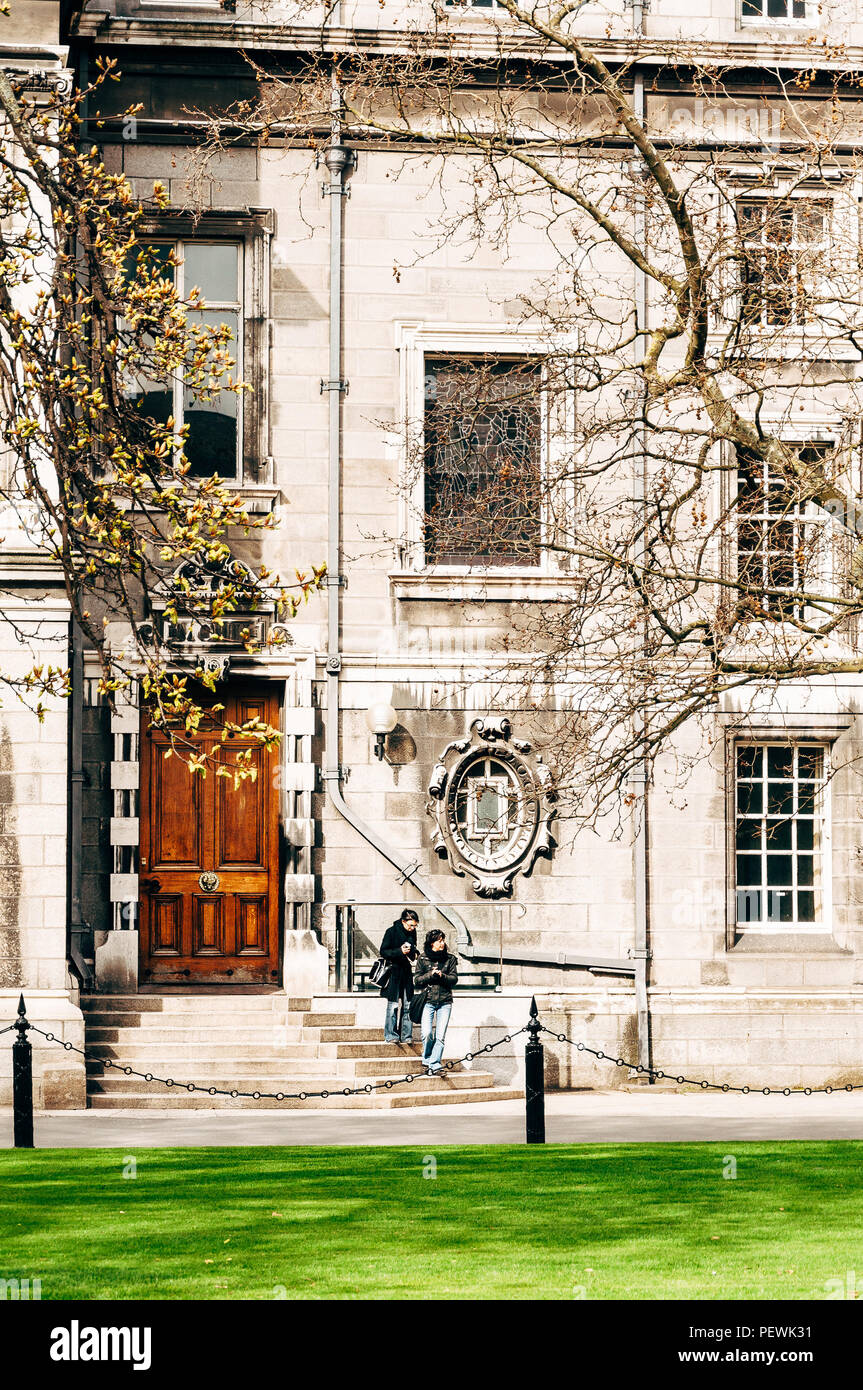 The old trinity college school building hi-res stock photography and ...