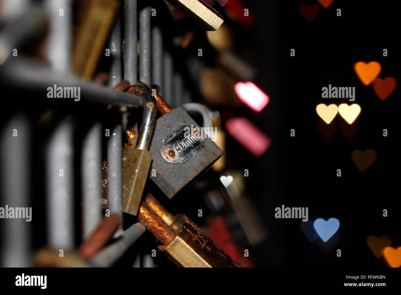 Joint locks hi-res stock photography and images - Alamy