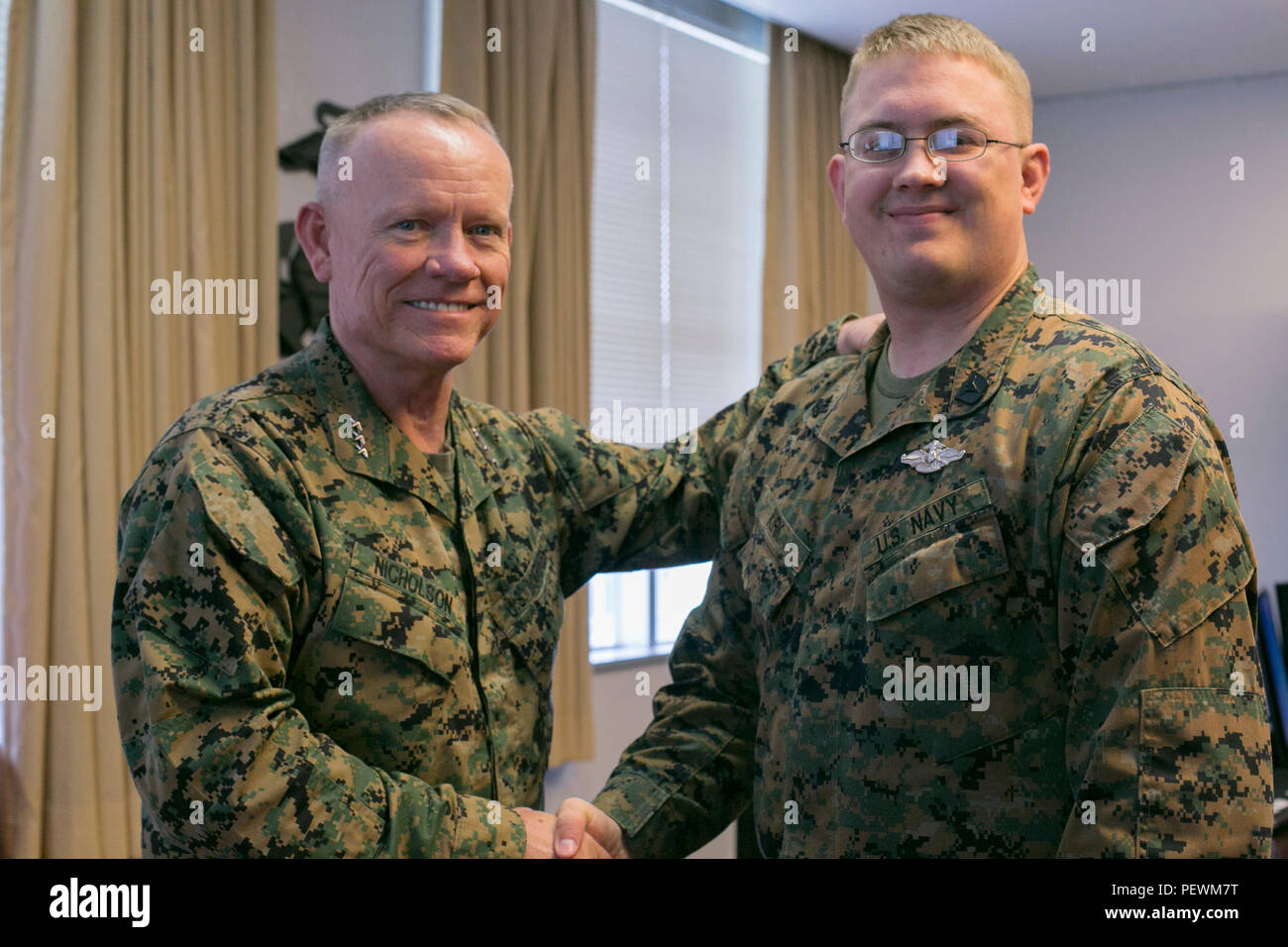 Lt gen larry nicholson hi-res stock photography and images - Alamy