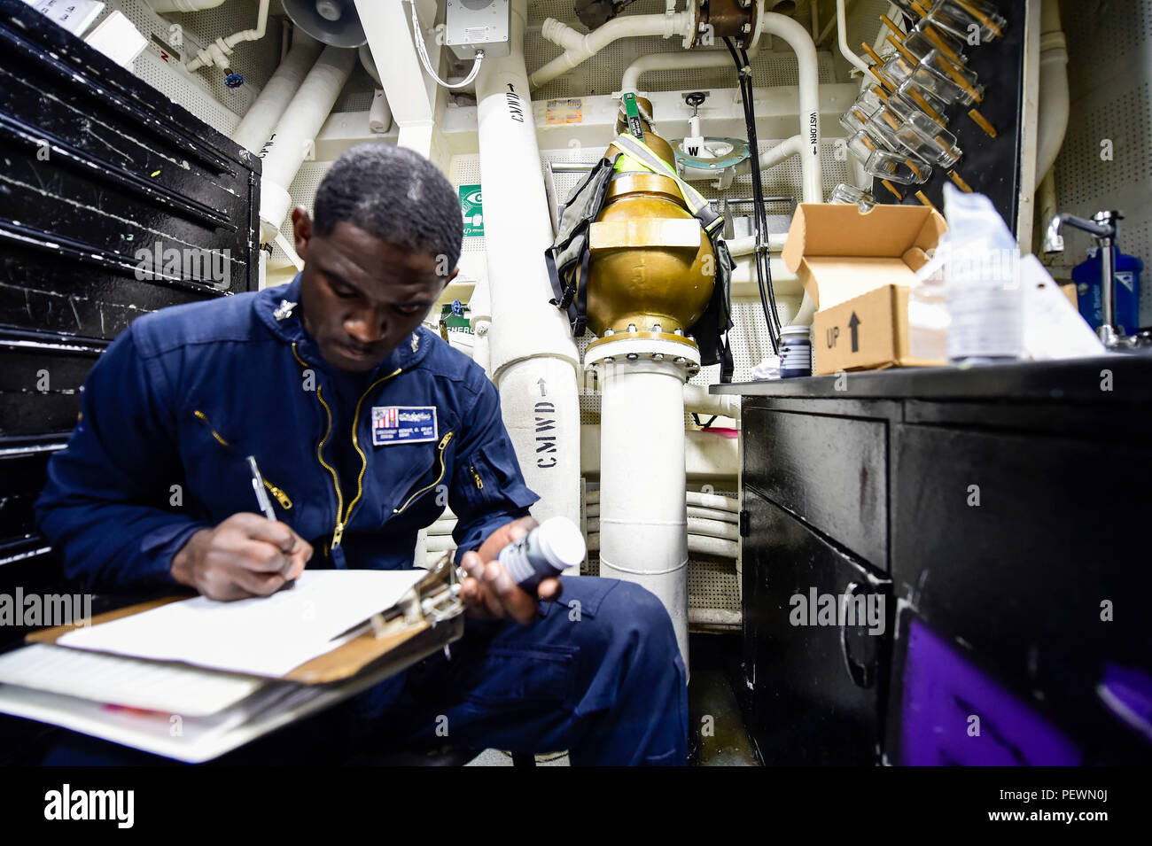 160205-N-FP878-008MEDITERRANEAN SEA (Feb. 5, 2016) Gas Turbine Systems ...