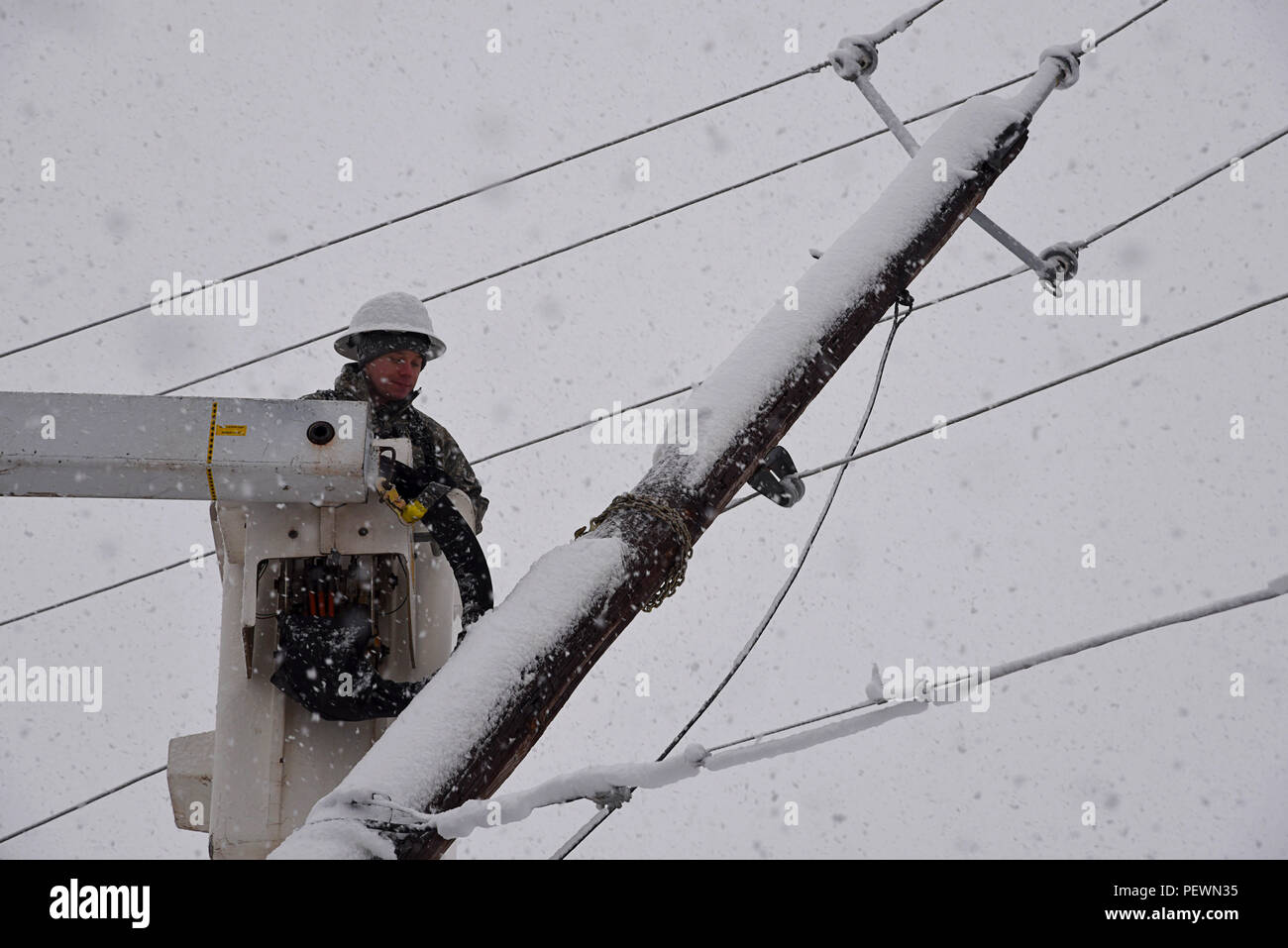 87th abw hi-res stock photography and images - Alamy